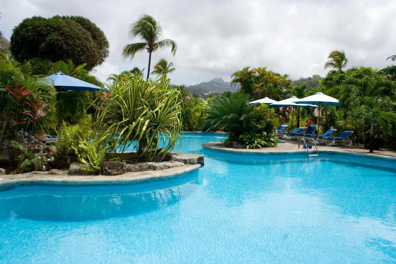 YOUNG ISLAND RESORT KINGSTOWN